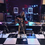 Kelly Barnes | Solo Singer Guitarist London | Alive Network