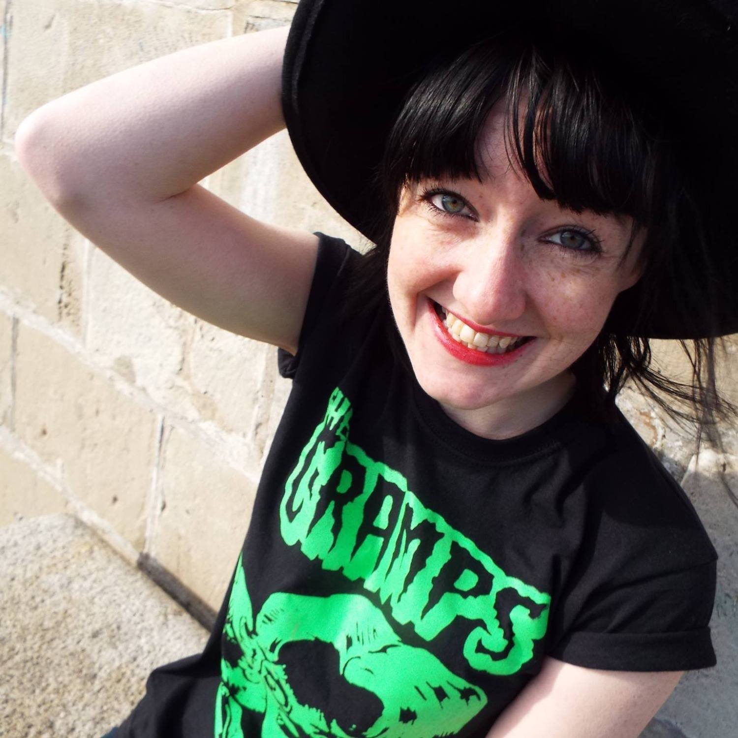 DJ Frost | Party DJ Berkshire | Alive Network