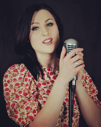 Cara Beth | Wedding Singer Hertfordshire | Alive Network