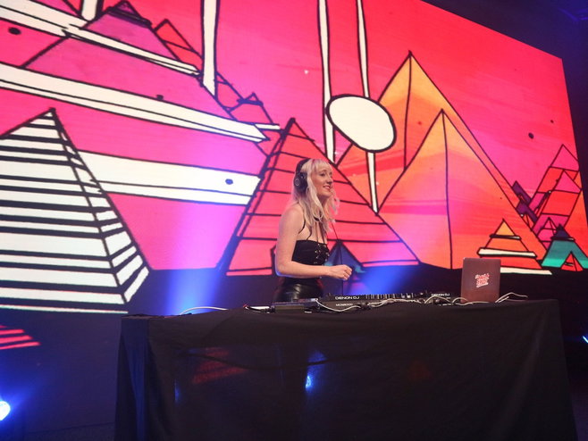 DJ Frost | Party DJ Dorset | Alive Network