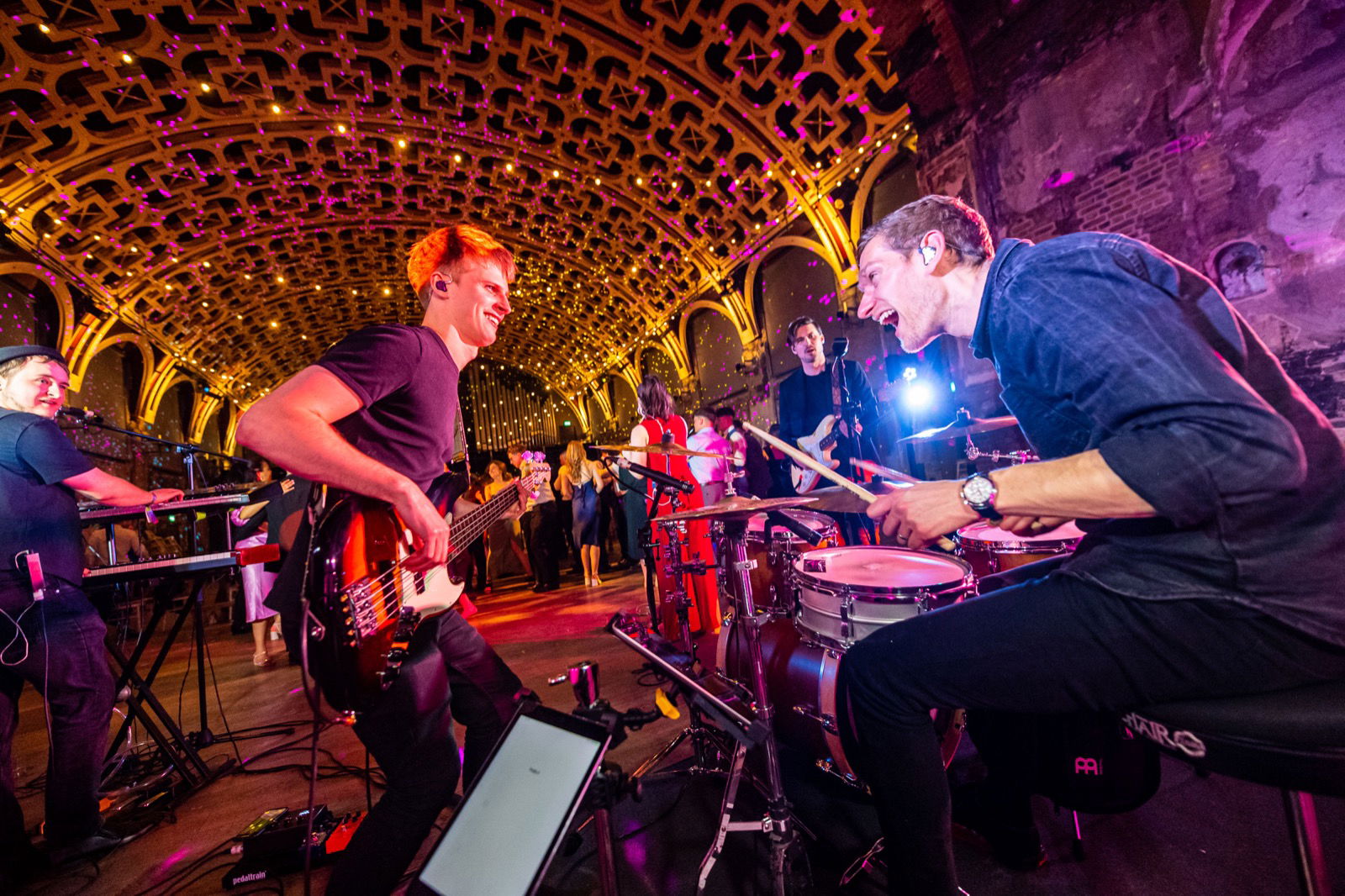 KickBack | Rock and Pop Function Band London | Alive Network