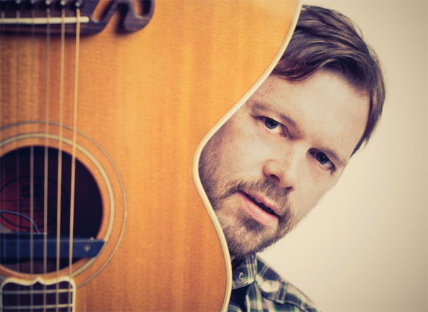 Mark Stevens | Solo Singer/ Guitarist Nottinghamshire | Alive Network