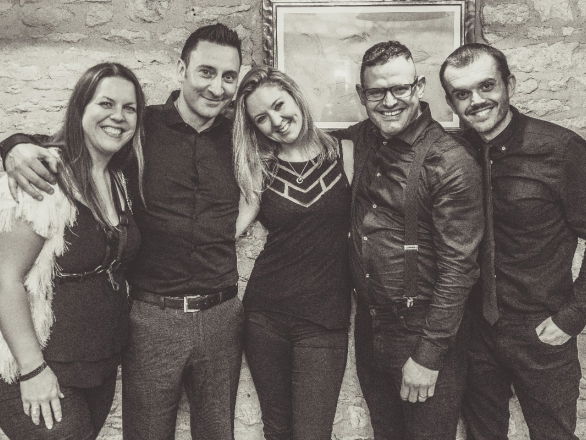 White Gold | Rock and Pop Function Band Norfolk | Alive Network