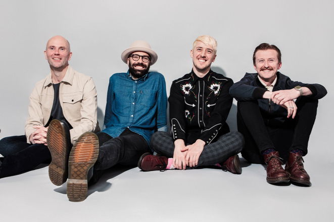 The Kicks | Rock and Pop Function Band Hertfordshire | Alive Network