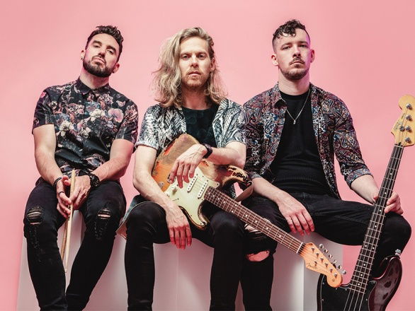 The Low Down | Rock and Pop Function Band Brighton | Alive Network