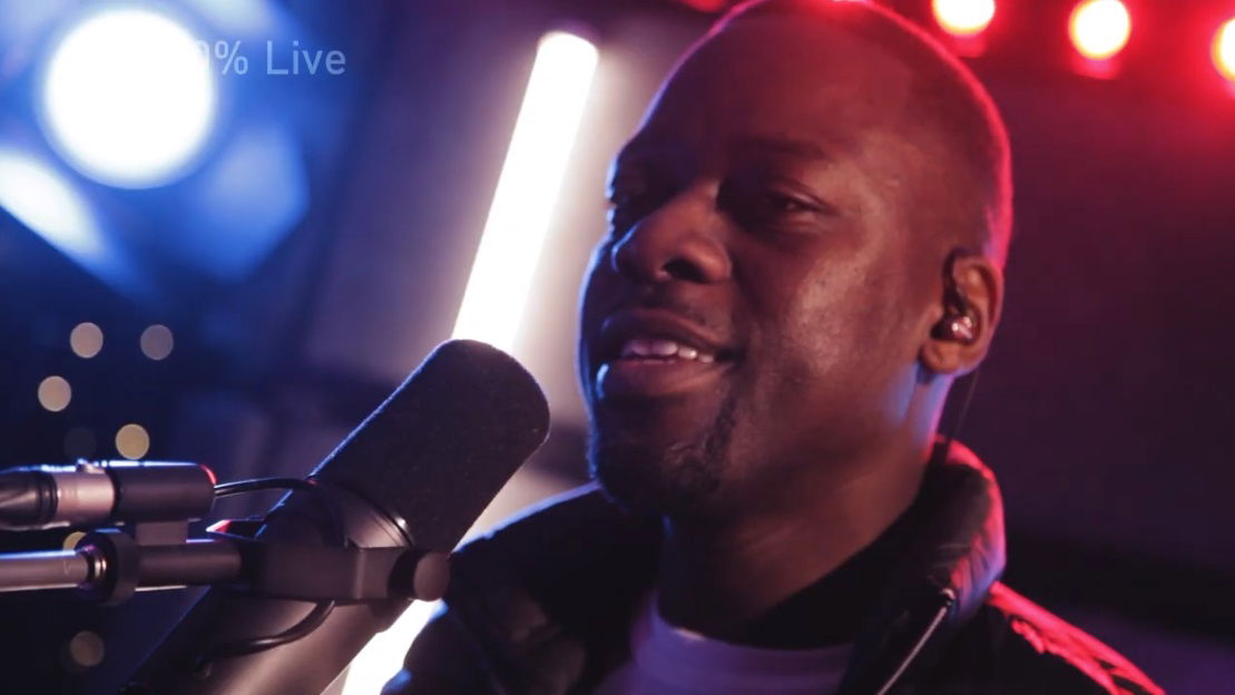 James Nicholas | Singer / Pianist Bedfordshire | Alive Network