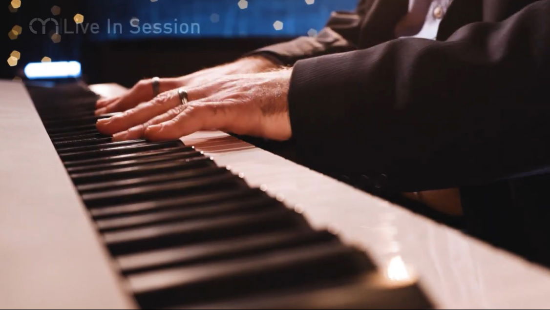 Johnny Fingers | Pianist Newquay, Cornwall | Alive Network