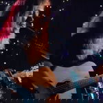 Kelly Barnes | Solo Singer Guitarist London | Alive Network