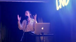 Lara | Solo Singer With Tracks Buckinghamshire | Alive Network