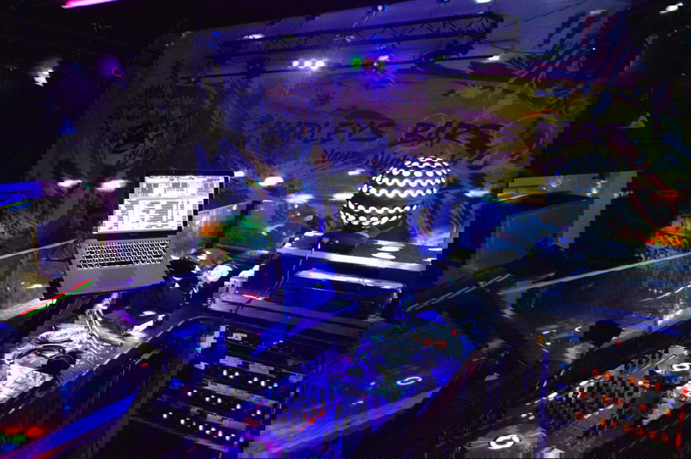 Choosing The Right DJ to Hire | Alive Network