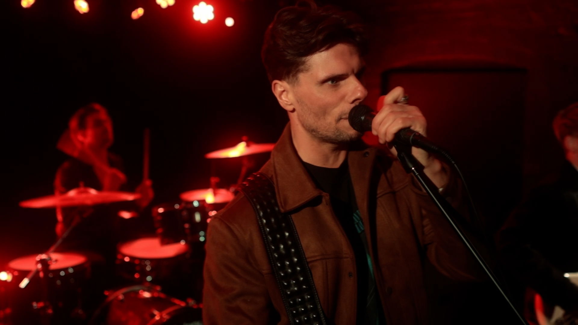 Luna | Rock and Pop Function Band Staffordshire | Alive Network