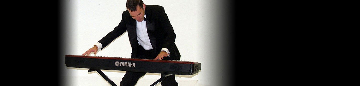Johnny Fingers | Pianist Gloucestershire | Alive Network