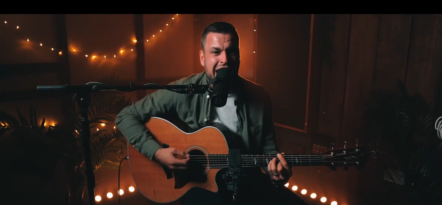 Morgan Radcliffe | Solo Singer-Guitarist Essex | Alive Network