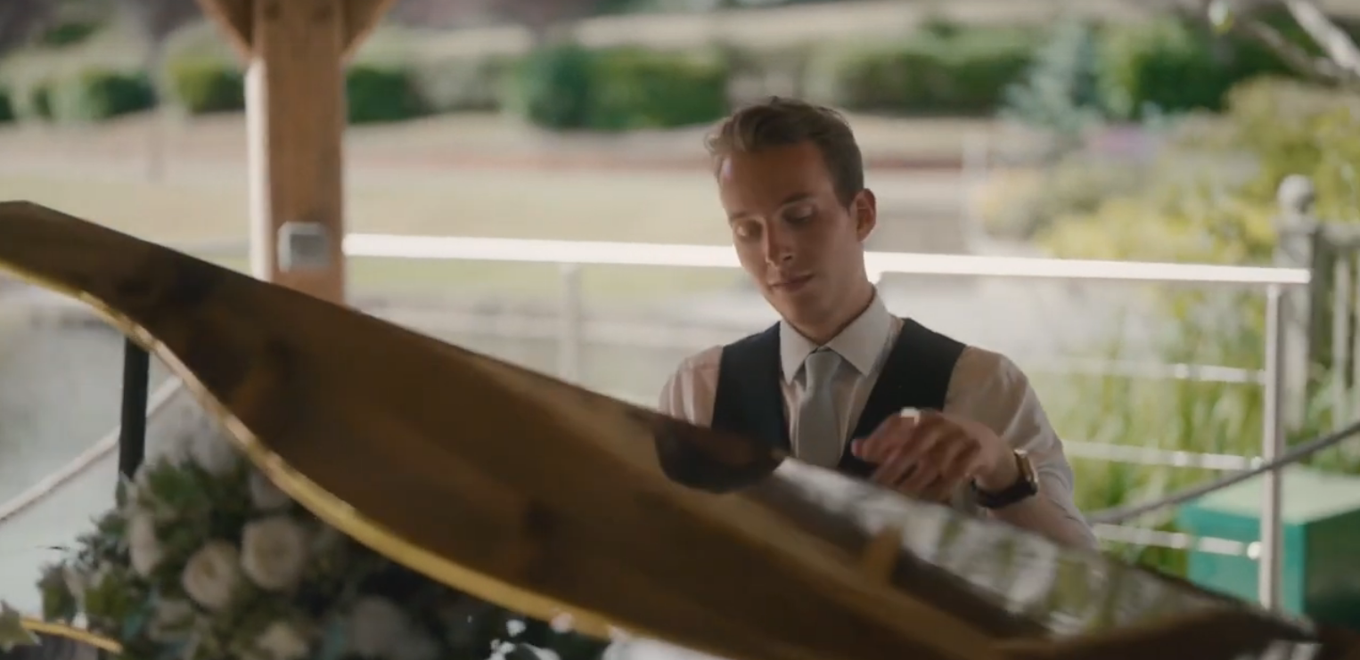 Stephen James | Pianist Gloucestershire | Alive Network