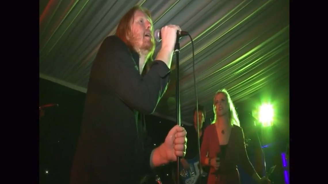 The Chimes | Rock and Pop Function Band Buckinghamshire | Alive Network