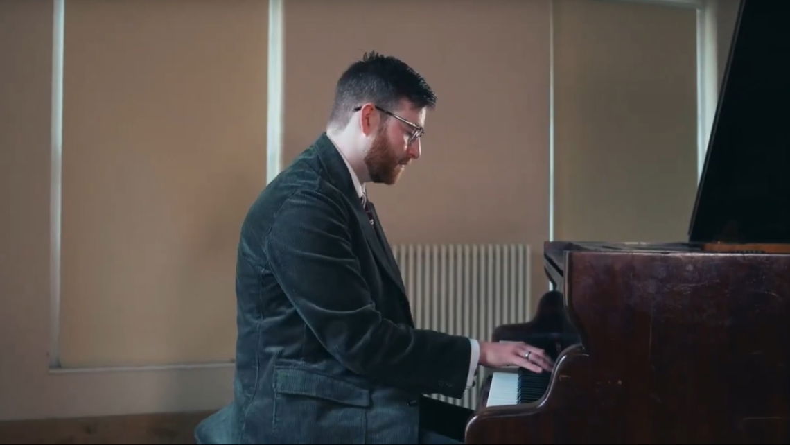 Vincent Alexander | Pianist London | Alive Network