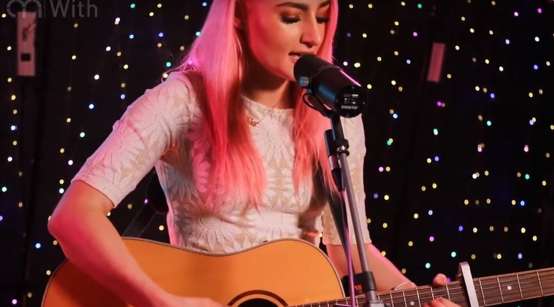 Bethany Amelia | Singer-Guitarist Essex | Alive Network