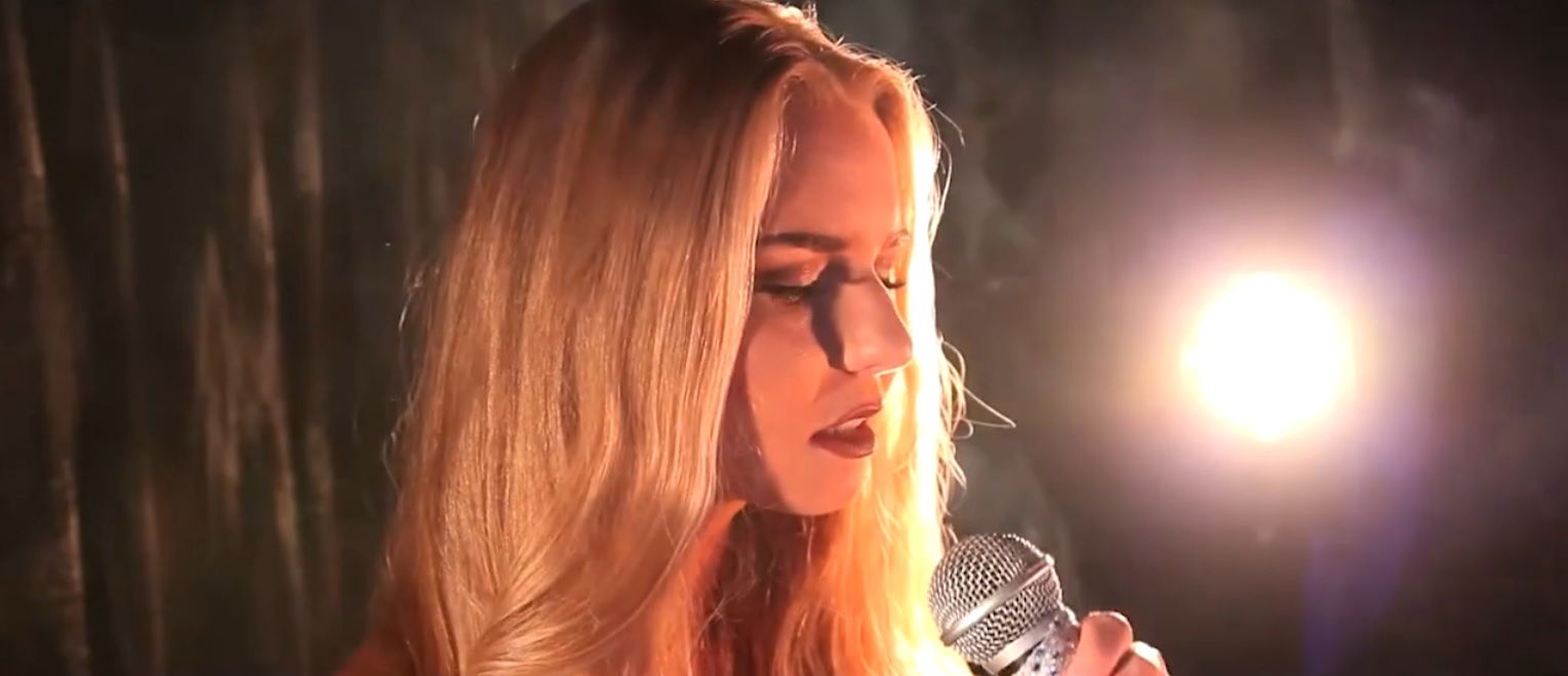 Xenna Live | Solo Singer With Tracks Lancashire | Alive Network